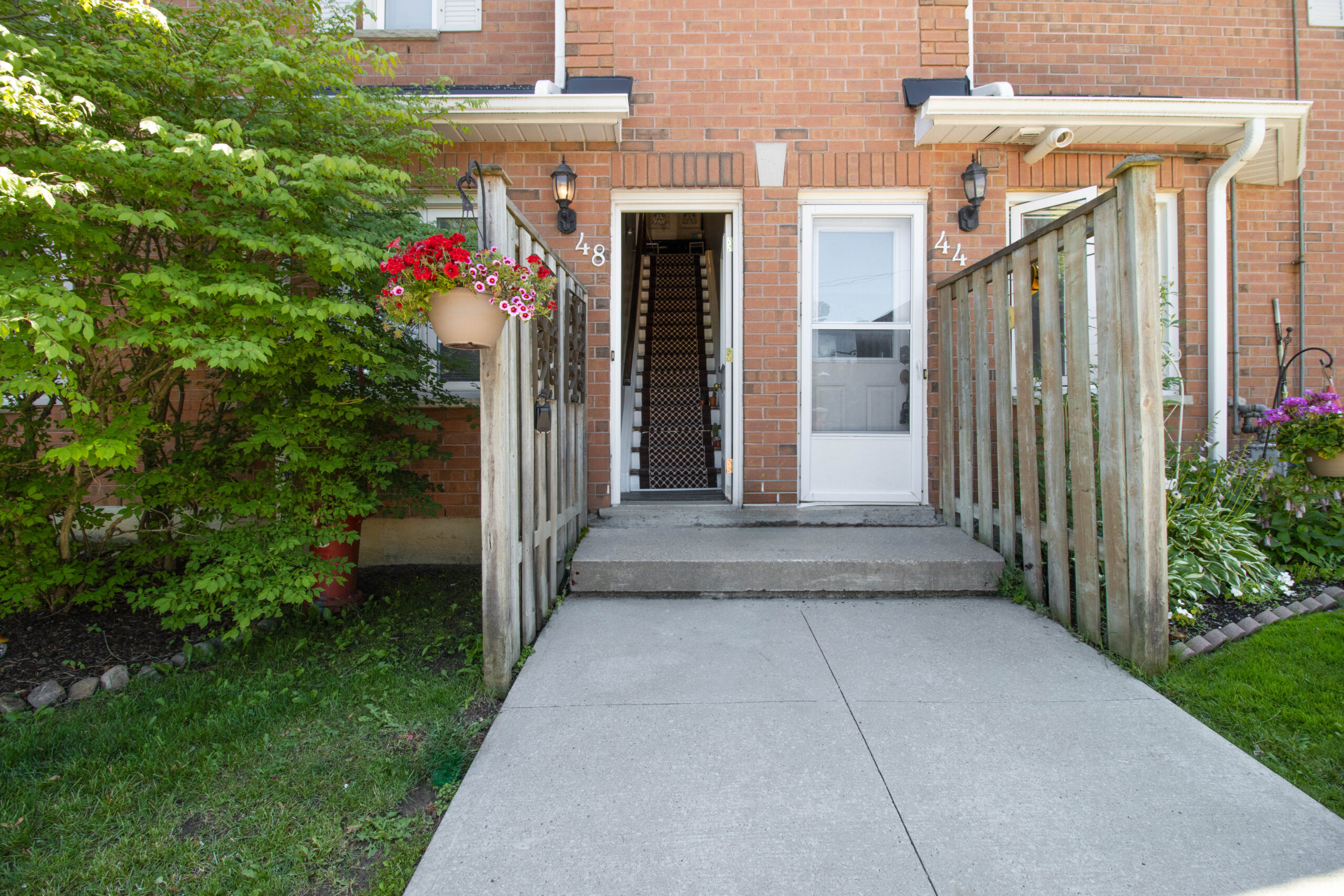 #48-510 Essa Road, Barrie - Barrie Home